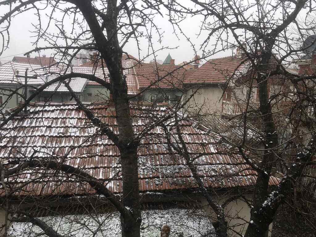 Oblačan i hladan dan na početku nove radne nedelje, najniža temperatura ...