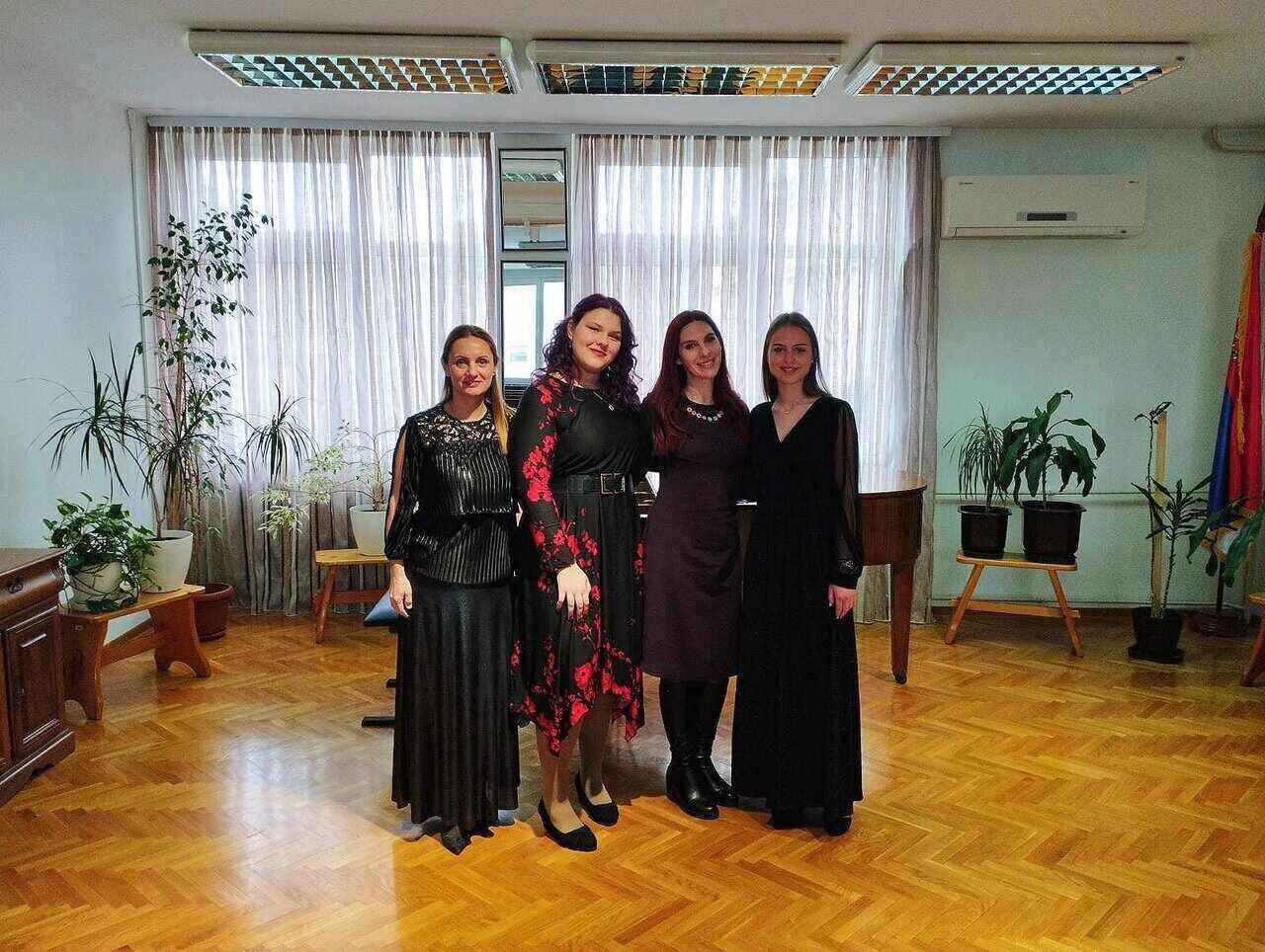 Učenice zaječarske Muzičke škole briljirale na takmičenju "Srpska solo ...