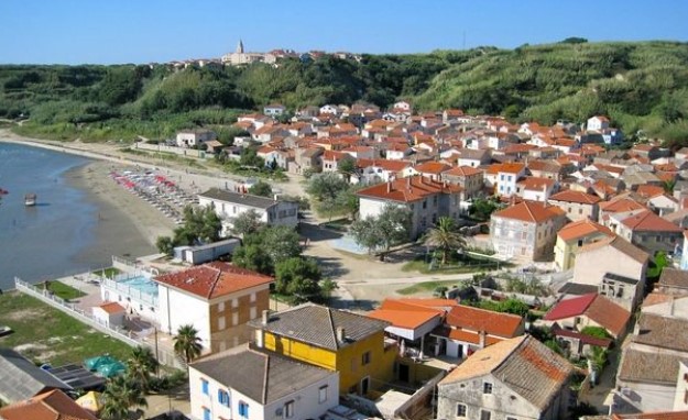 Ugašen požar na hrvatskom ostrvu!